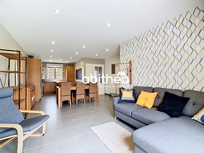 Maison 4 pièces à Estevelles, à louer