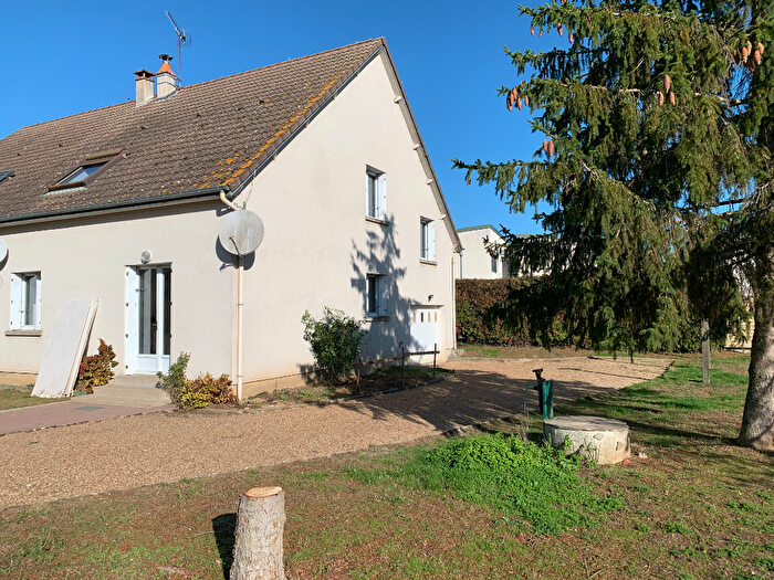 Cloyes-sur-le-Loir - Maison 4 pièces à louer
