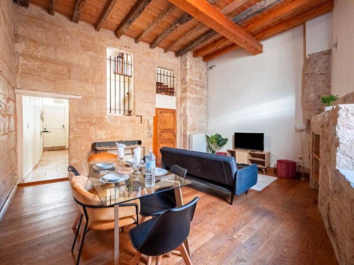 Maison à louer - Centre Ville, Niort - 5 pièces - 4 chambres