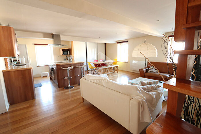 Maison à louer - Saint-Jean-de-la-Ruelle, Gambetta, Madeleine, Dix Arpents, Clos Neuf - 3 pièces - 2 chambres