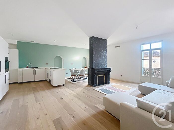 Appartement à louer - Béziers, Centre-ville, Palais des Congrès, Garibaldi, Gambetta - 3 pièces - 2 chambres