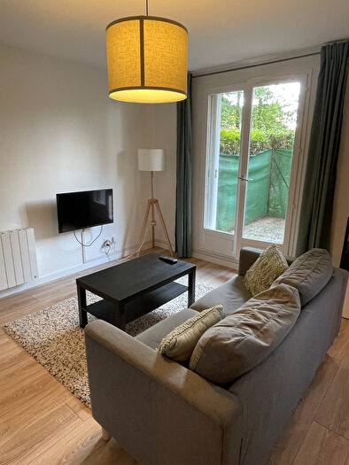 Rambouillet, Groussay, Providence, Gommerie, Vernes, Dreyfus : Appartement 2 pièces à louer