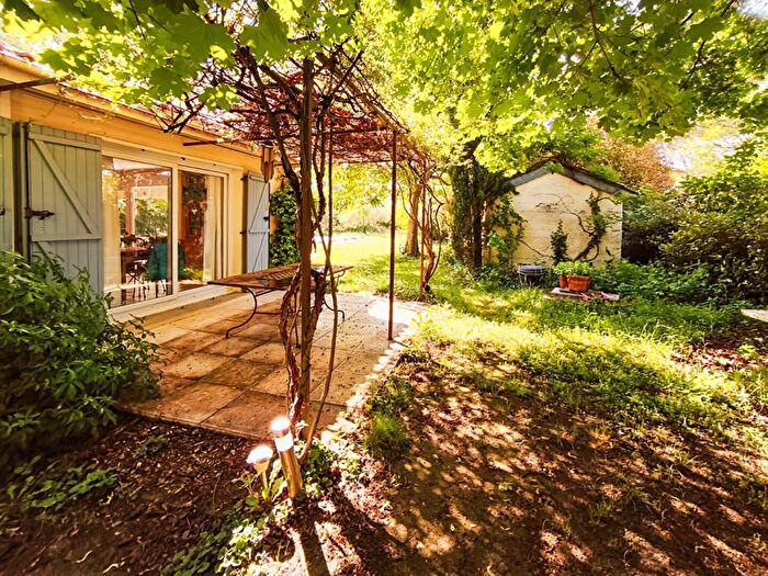 Maison à vendre - Pernes-les-Fontaines - 5 pièces - 3 chambres