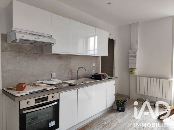 Appartement 3 pièces à Magné, à louer