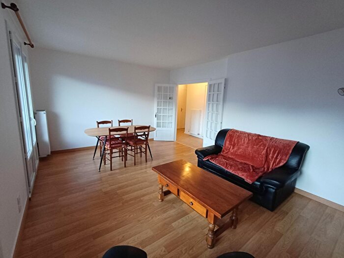 Appartement à louer - Millau, République, Beauregard, Cales - 3 pièces - 2 chambres