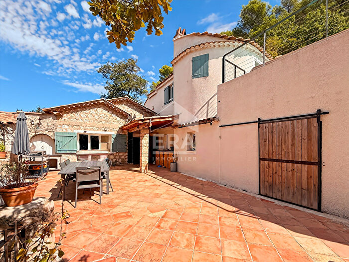Maison 5 pièces à Les Pennes-Mirabeau, Le Repos, Font Blanche, à vendre