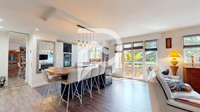 Appartement à vendre - Le Port-Marly - 4 pièces - 2 chambres