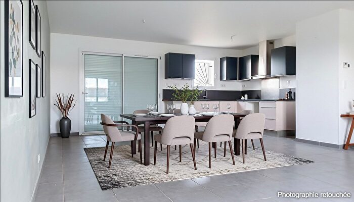 Maison à vendre - Saussenac - 5 pièces - 4 chambres