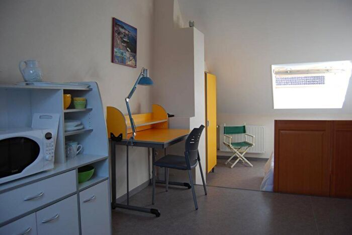 Appartement 1 pièce à louer - Couternon