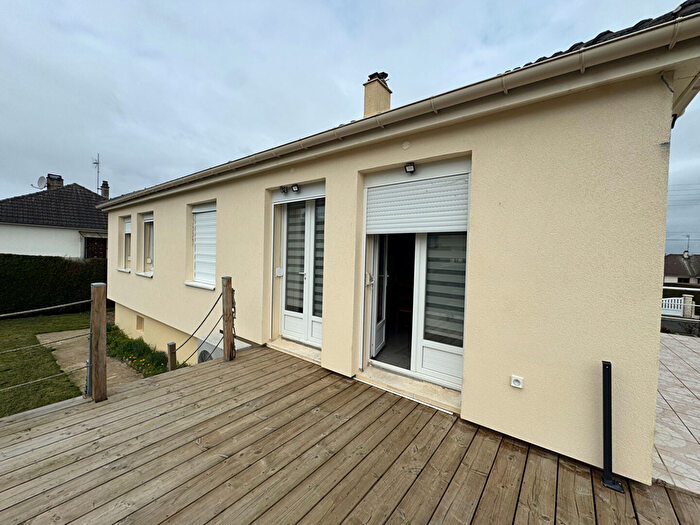 Maison 5 pièces à Aube, à louer