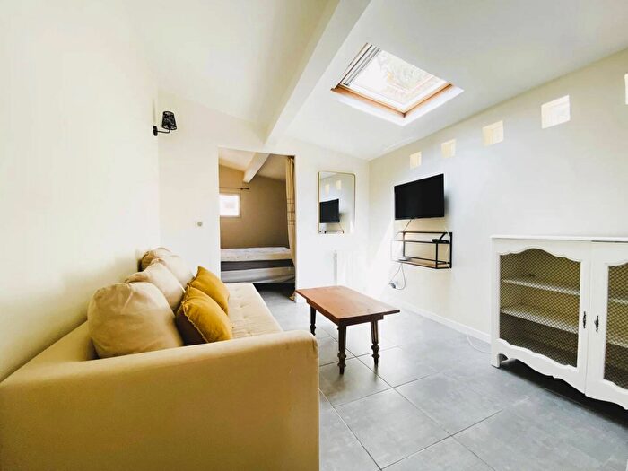 Appartement à louer - Vaufrèges, Marseille ème arrondissement - 2 pièces - 1 chambre