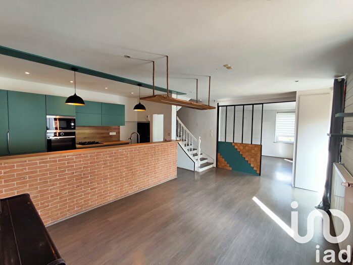 Maison à vendre - Monterblanc - 7 pièces - 4 chambres