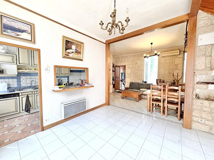 Maison à vendre - Marseille e , Bon Secours - 4 pièces - 3 chambres