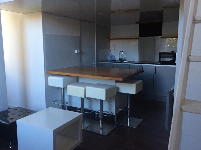 Appartement à louer - Arcachon, Ville dHiver, Parc Mauresque - 1 pièce - 1 chambre