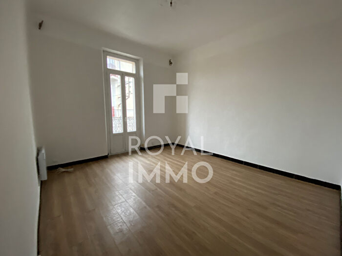 Appartement à louer - Toulon, Champs-de-Mars - 3 pièces - 2 chambres