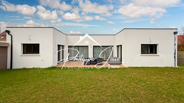 Maison à vendre - Courtois-sur-Yonne - 6 pièces - 5 chambres