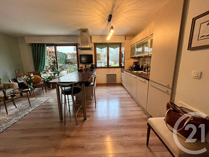 Appartement à vendre - Évry, Village - 3 pièces - 2 chambres