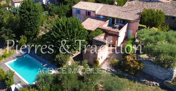 Maison 11 pièces à vendre - Saint-Saturnin-lès-Apt