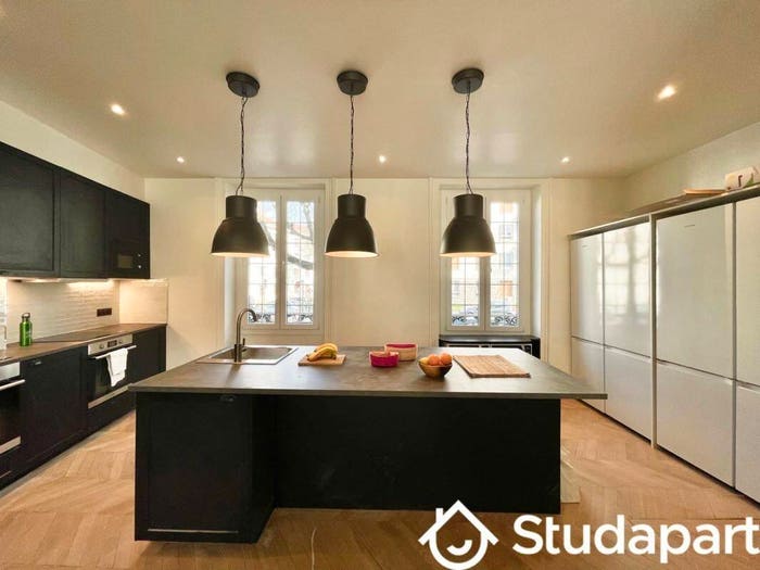 Centre Ville, Bagneux : Appartement 1 pièce à louer