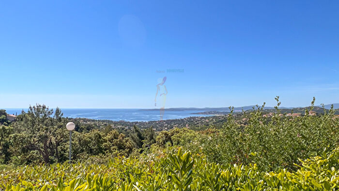 Appartement à vendre - Roquebrune-sur-Argens - 2 pièces - 1 chambre