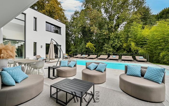 Maison à vendre - Écully, Les Serres, Vivier - 7 pièces - 5 chambres