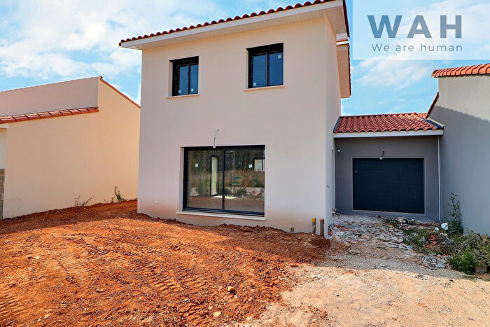 Maisons à vendre et appartements à louer - 1
