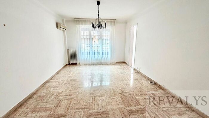 Appartement à vendre - Beaulieu-sur-Mer - 3 pièces - 2 chambres