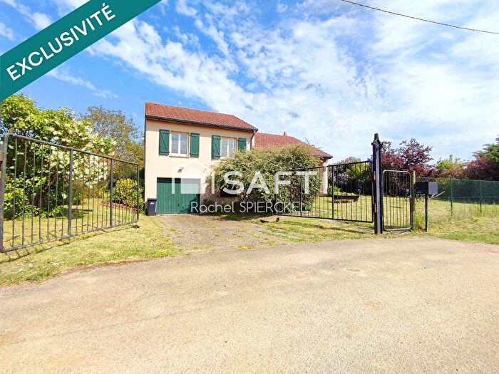 Maison 4 pièces à Delme, à vendre