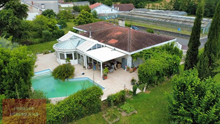 Maison à vendre - Pouillon - 8 pièces - 4 chambres