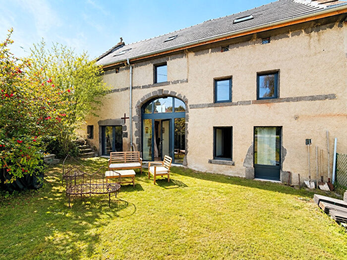 Maison à vendre - Charbonnières-les-Varennes - 7 pièces - 1 chambre