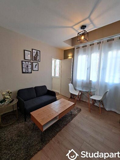 Appartement à louer - Chaperon Vert, Gentilly - 2 pièces