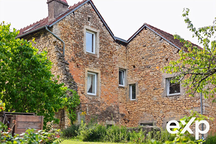 Maison à vendre - Montferrand-le-Château - 7 pièces - 4 chambres