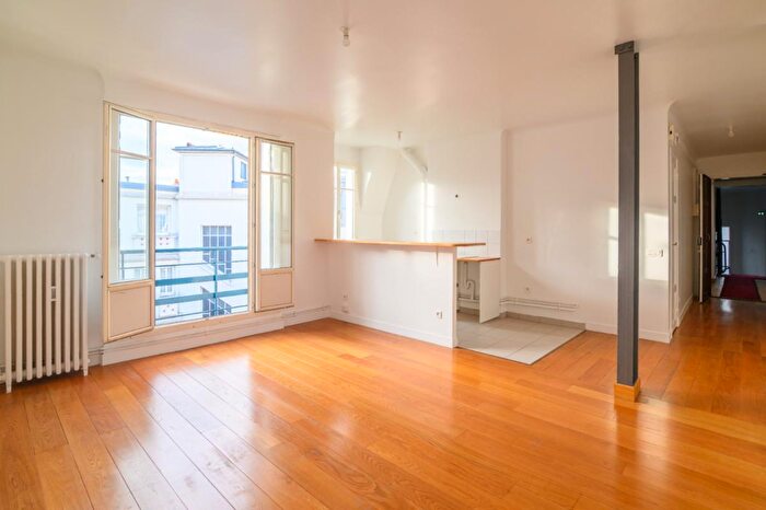 Appartement à vendre - Paris e , Champ de Mars - 2 pièces - 1 chambre