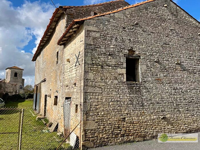 Maison à vendre - Saint-Fraigne - 3 pièces - 2 chambres
