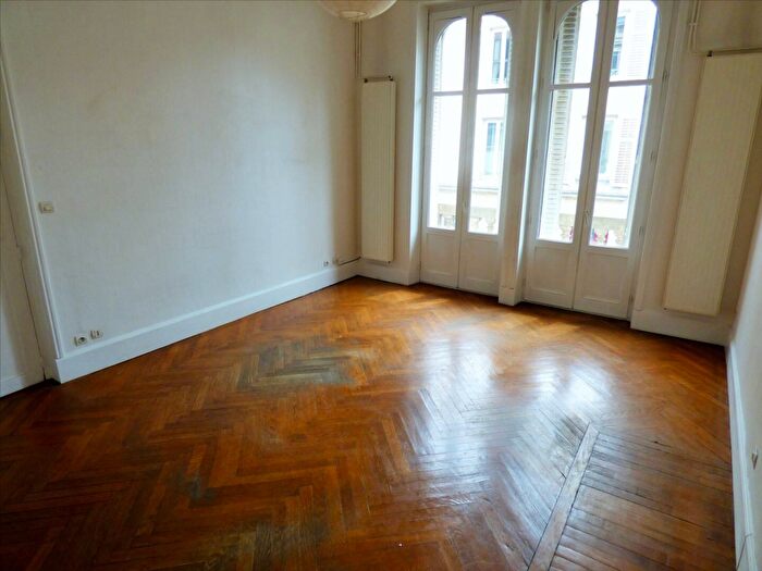Appartement à louer - Centre Ville-Charles III, Nancy - 4 pièces - 3 chambres