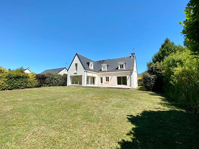 Maison 6 pièces à Saint-Cyr-sur-Loire, Chanterie, à louer