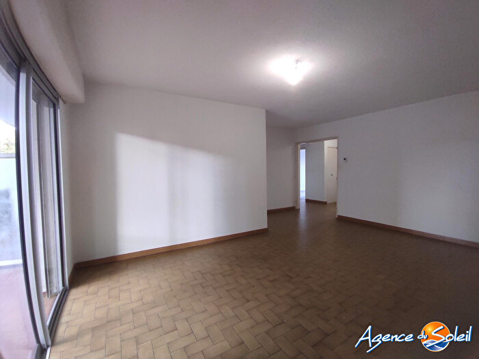 Appartement à louer - Narbonne, Egassieral - 3 pièces - 2 chambres