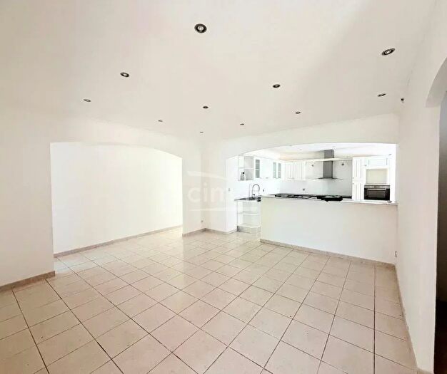 Maison 5 pièces à vendre - Noyers-sur-Jabron