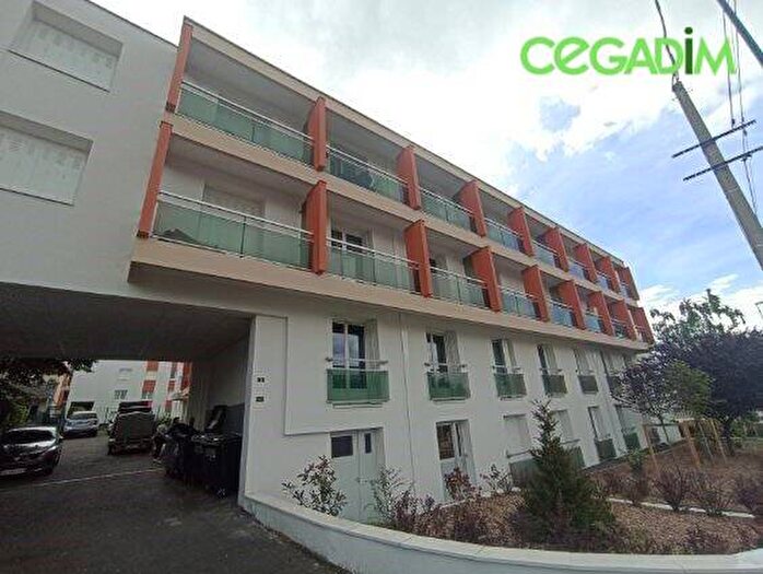 Appartement à louer - Sud-Saint Jacques, Clermont-Ferrand - 2 pièces - 1 chambre