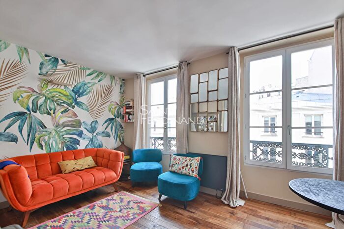 Appartement à vendre - Paris e , Passy, Maison de la Radio, Muette-Sud - 2 pièces - 1 chambre