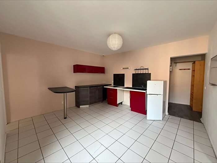 Appartement à louer - Grenoble, Centre-ville - 3 pièces - 2 chambres