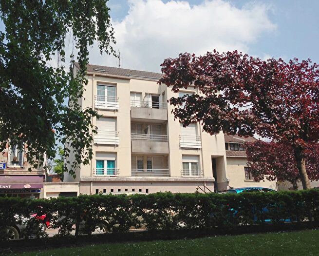 Appartement à vendre - Livry-Gargan, La Poudrerie - 2 pièces - 1 chambre