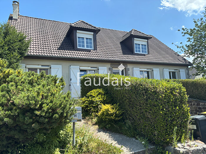 Maison à vendre - Saint-Lô, Est - 6 pièces - 5 chambres