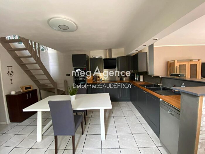 Maison à vendre - Bonneville - 4 pièces - 3 chambres