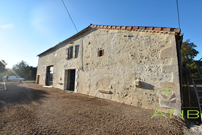 Maison à vendre - Écuras - 6 pièces - 3 chambres