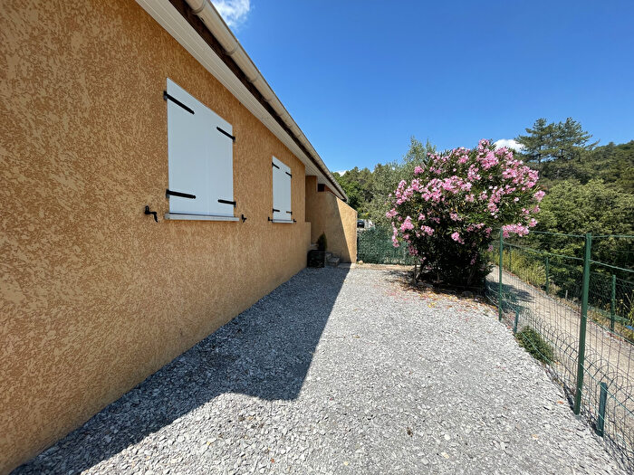 Maison à louer - Ucel - 3 pièces - 2 chambres