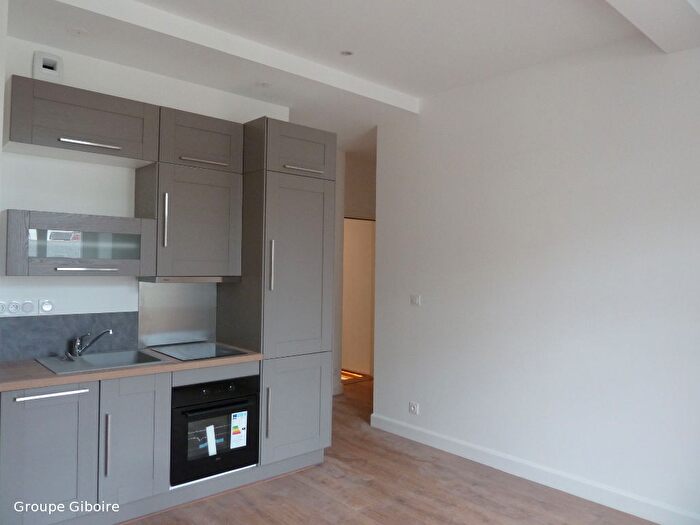 Appartement à louer - Quartiers Centre, Centre-ville - 1 pièce