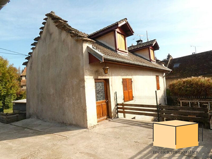 Saint-Germain-les-Paroisses - Maison 4 pièces à louer