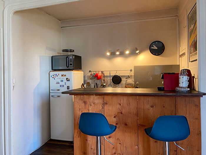 Appartement à louer - Limoges, Centre-ville, Hôtel de Ville, Emailleurs - 2 pièces - 1 chambre