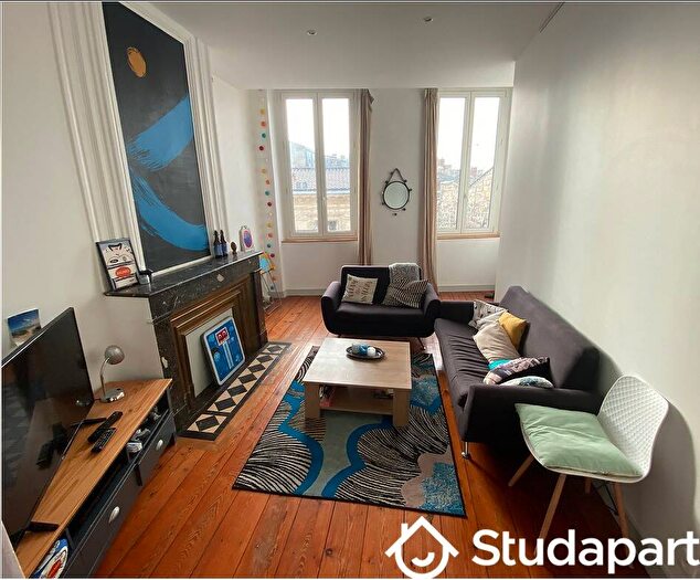 Appartement 1 pièce à Centre ville, Bordeaux, à louer